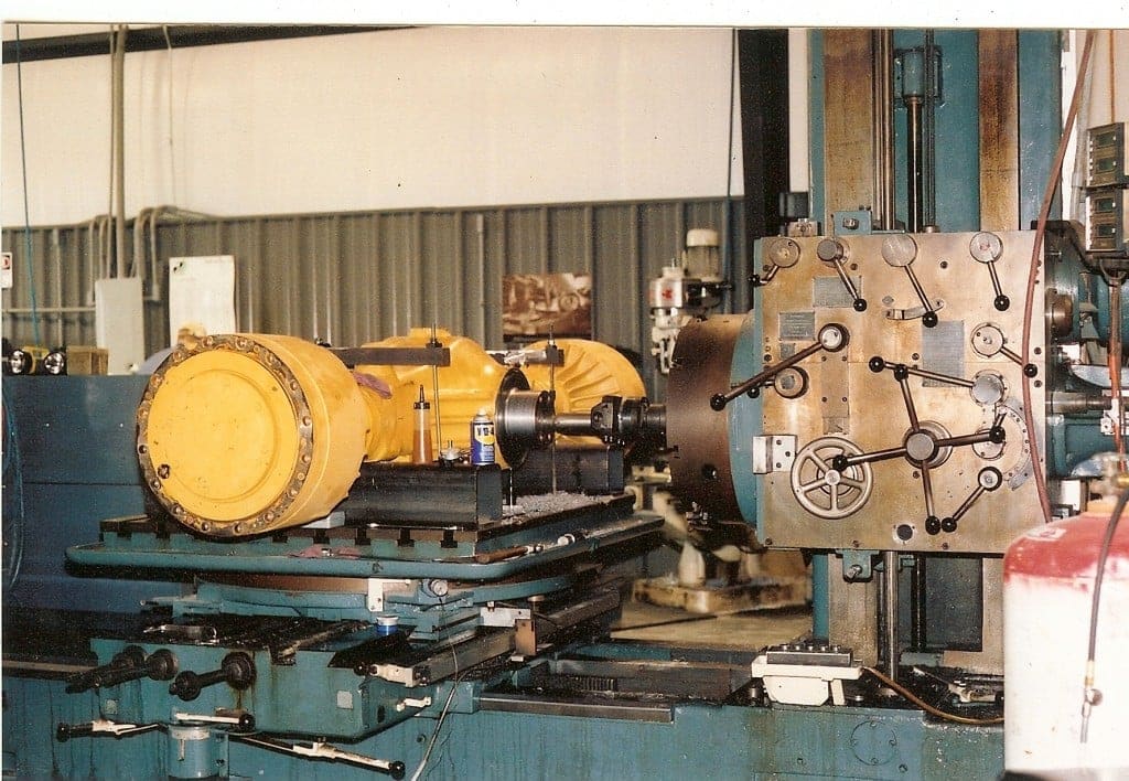 Construction Equipment Repair and Refurbishing - Lindsay Machine Works Inc.